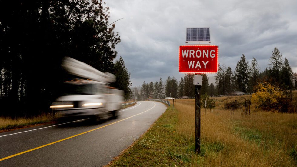 AM Signal: SafePath | Revolutionize Road Safety